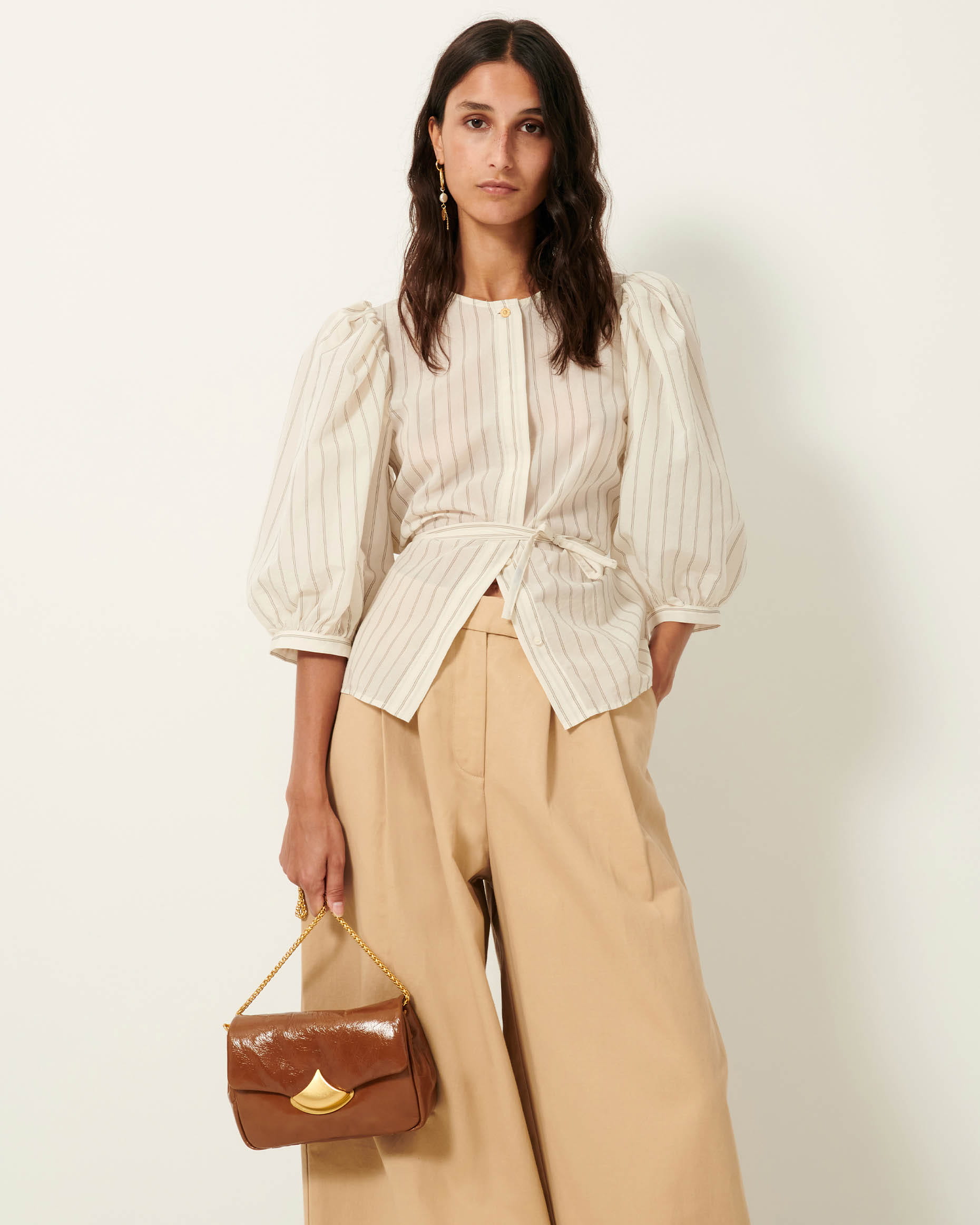 GEORGIA Sandcream | Blouse | SESSÙN Official website