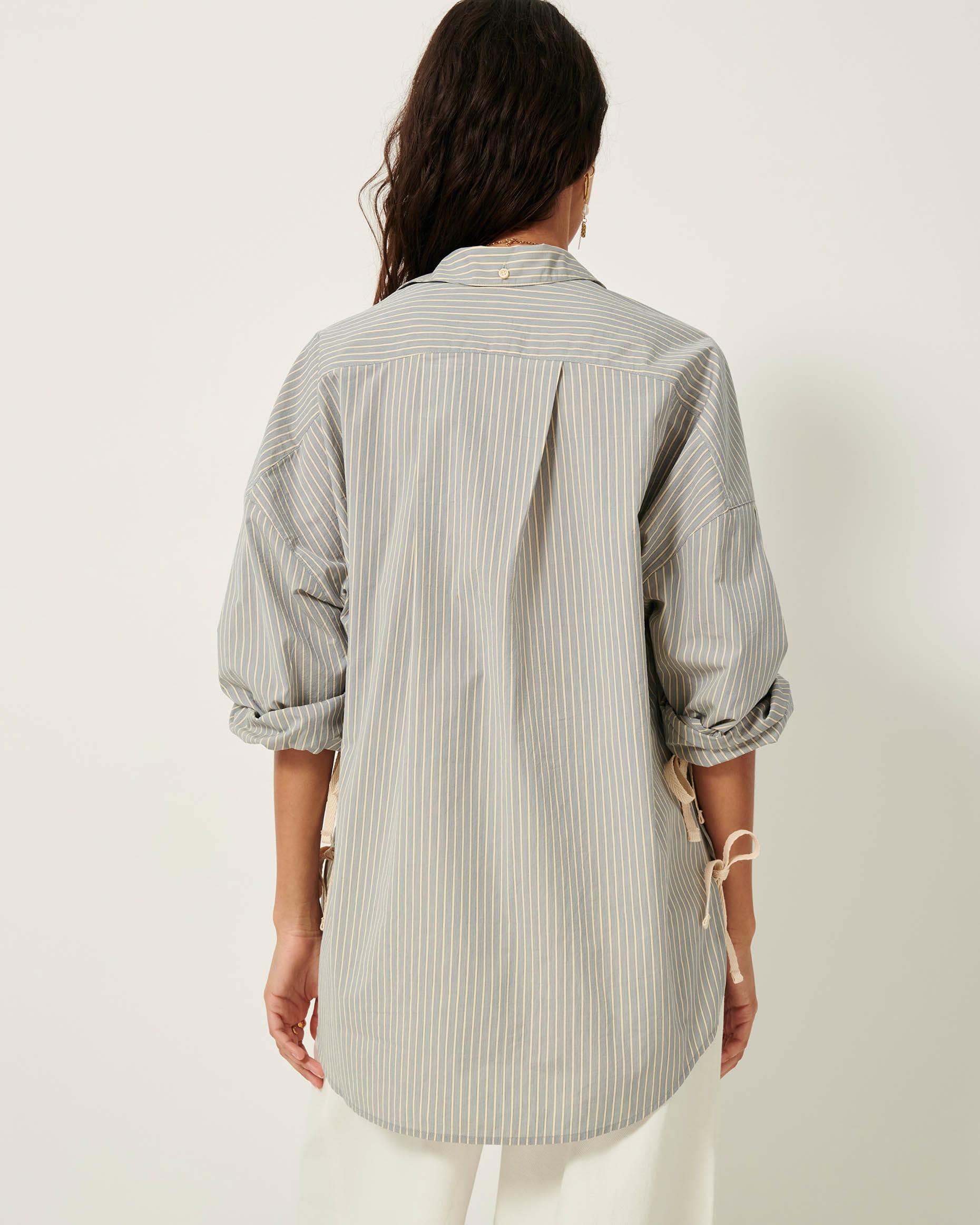 KOYACO Sandyblue | Shirt | SESSÙN Official website