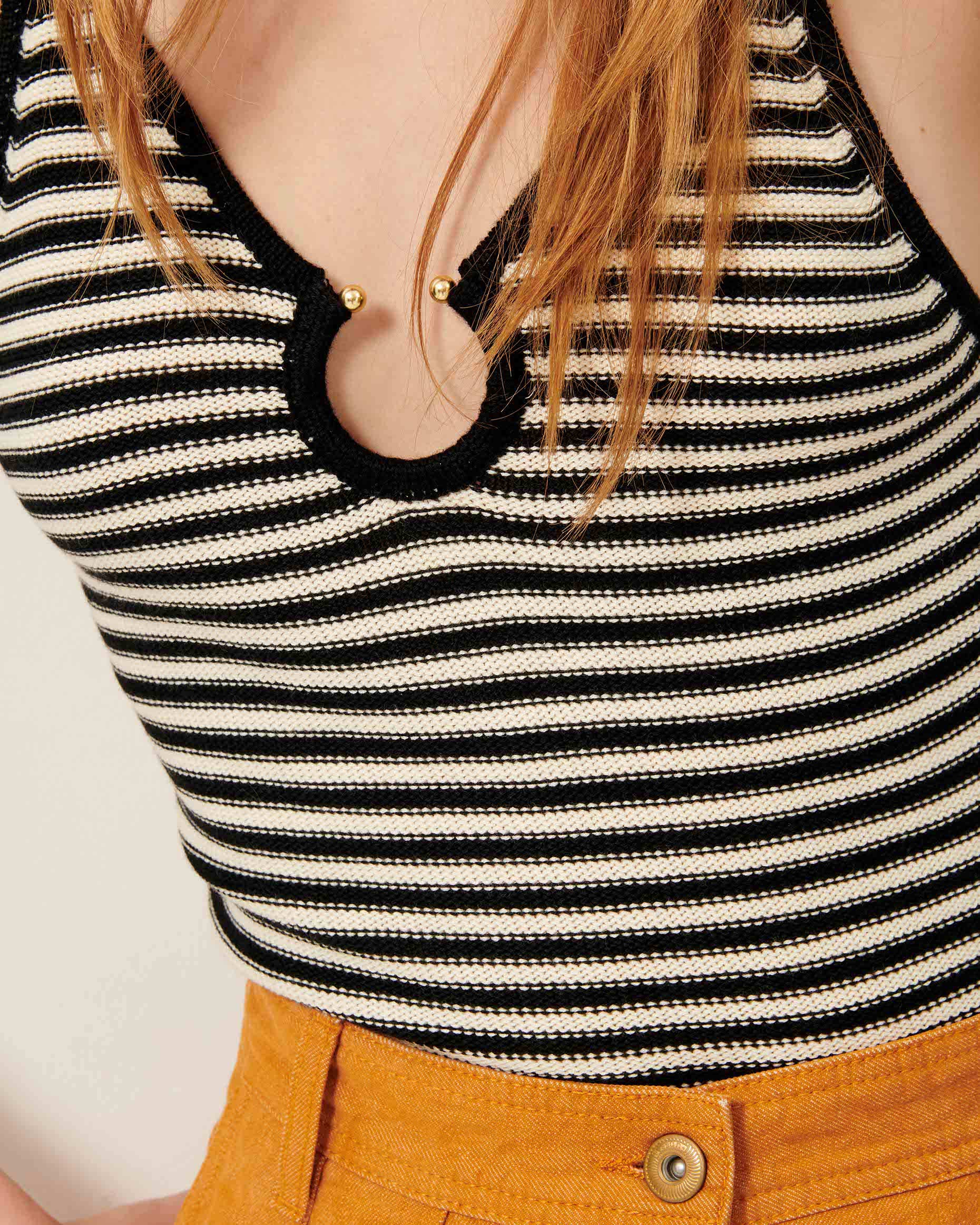 SOLANIA Whiblack | Top | SESSÙN Official website