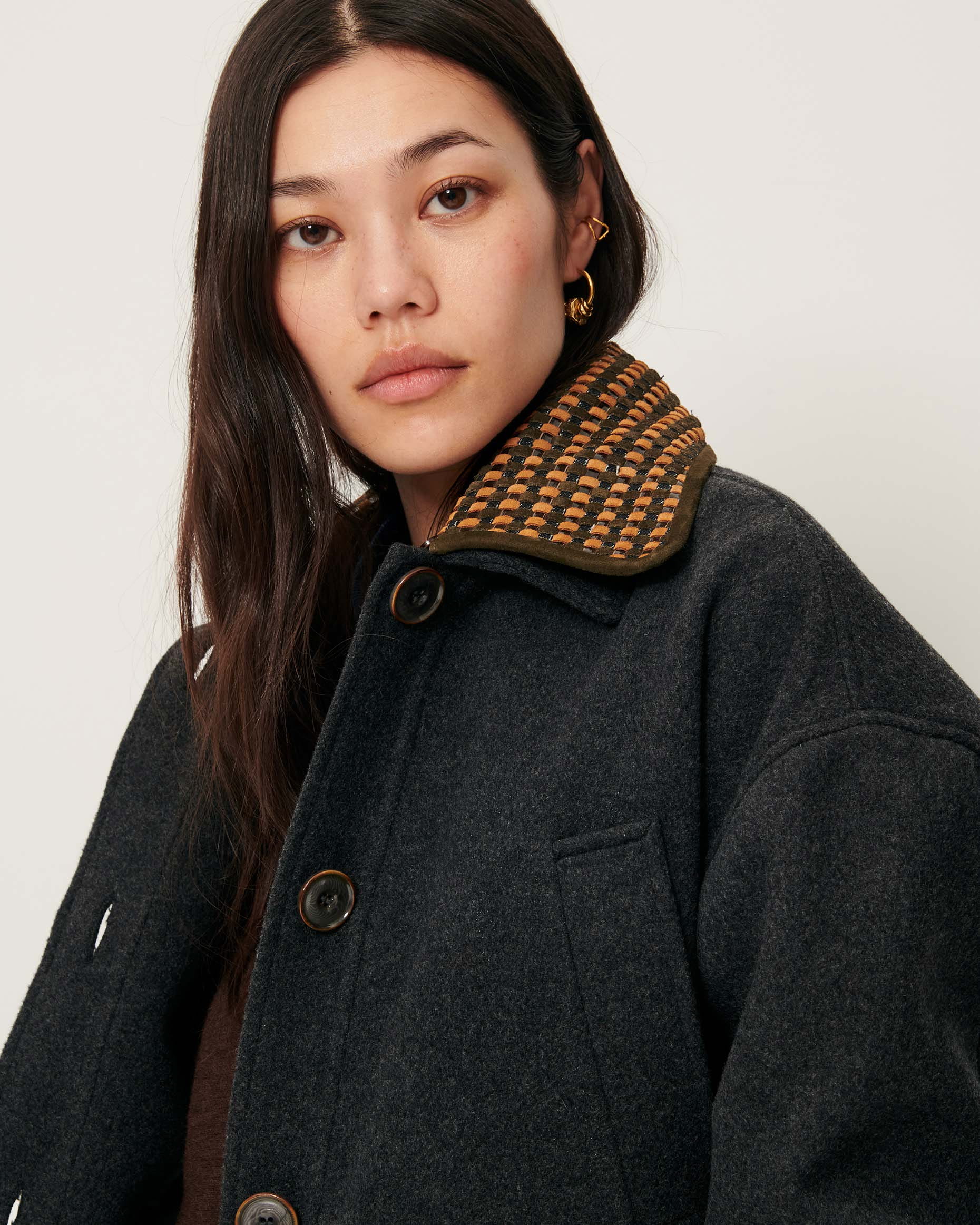 SULLIVAN Carbonella | Coat | SESSÙN Official website